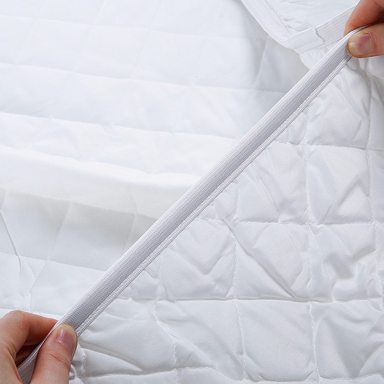 200GSM Quilted Waterproof Mattress Topper for Hotel Queen Size